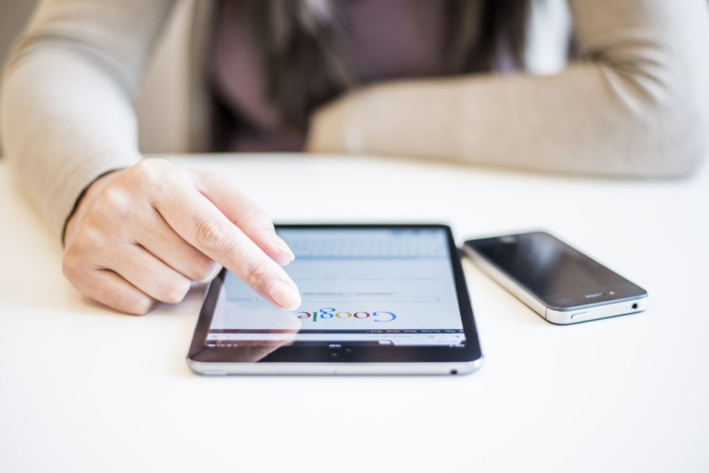 Sharing Contacts With Specific Groups on Google Workspace - The World ...
