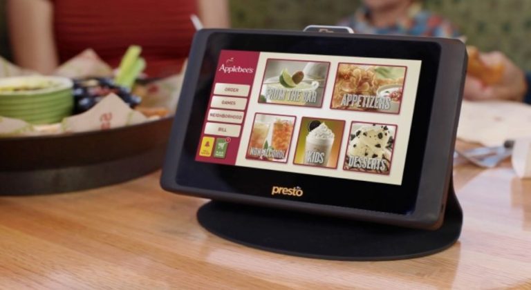 How Restaurant Ordering Tablets Can Improve The Dining Experience ...