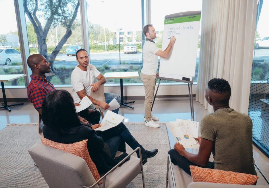 How to Transform Corporate Meetings into Engaging Experiences - The ...