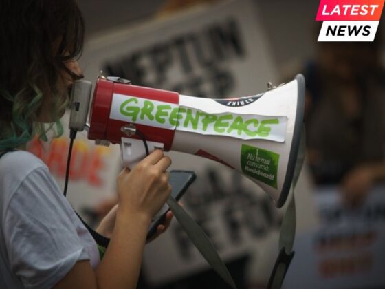 Greenpeace Stages Protest at Unilever HQ Over Plastic Waste - The World ...